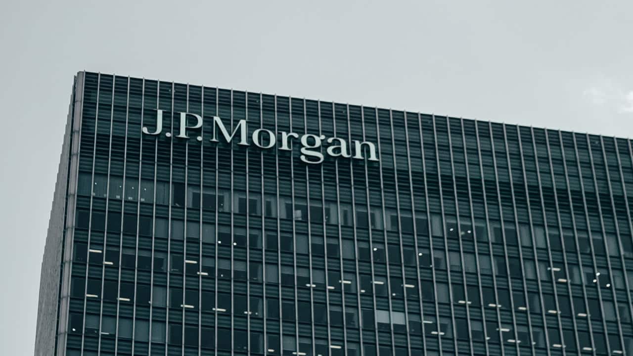 Asesoría Financiera con Inteligencia Artificial: JP Morgan desarrolla ...